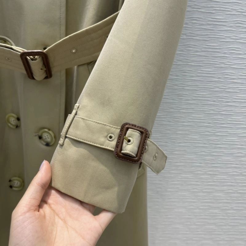 Official Burberry Outwear