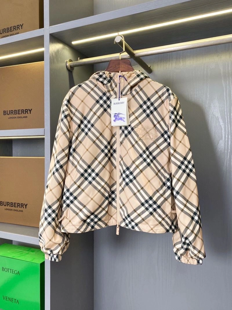 Accurate model Burberry Outwear