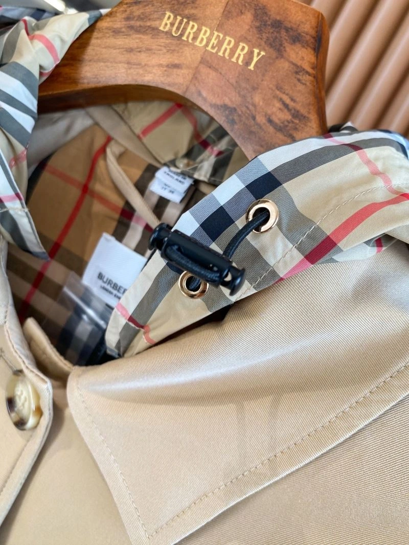 High accuracy Burberry Outwear