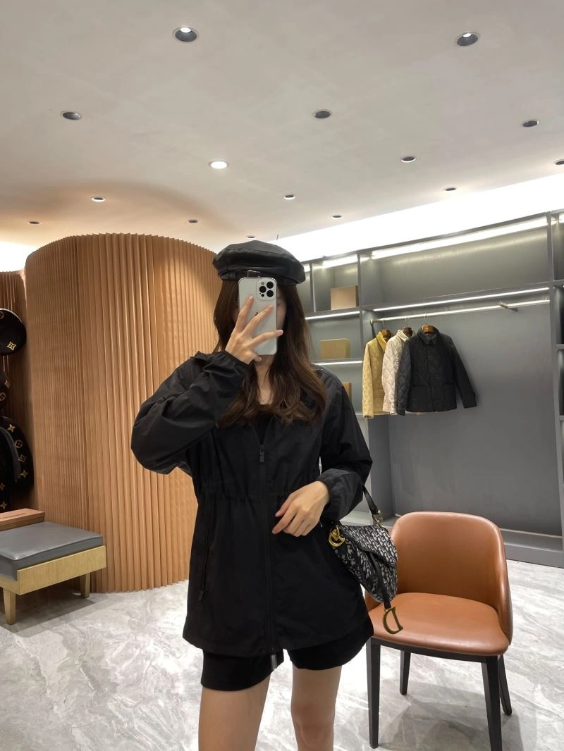 Brand-original Burberry Outwear