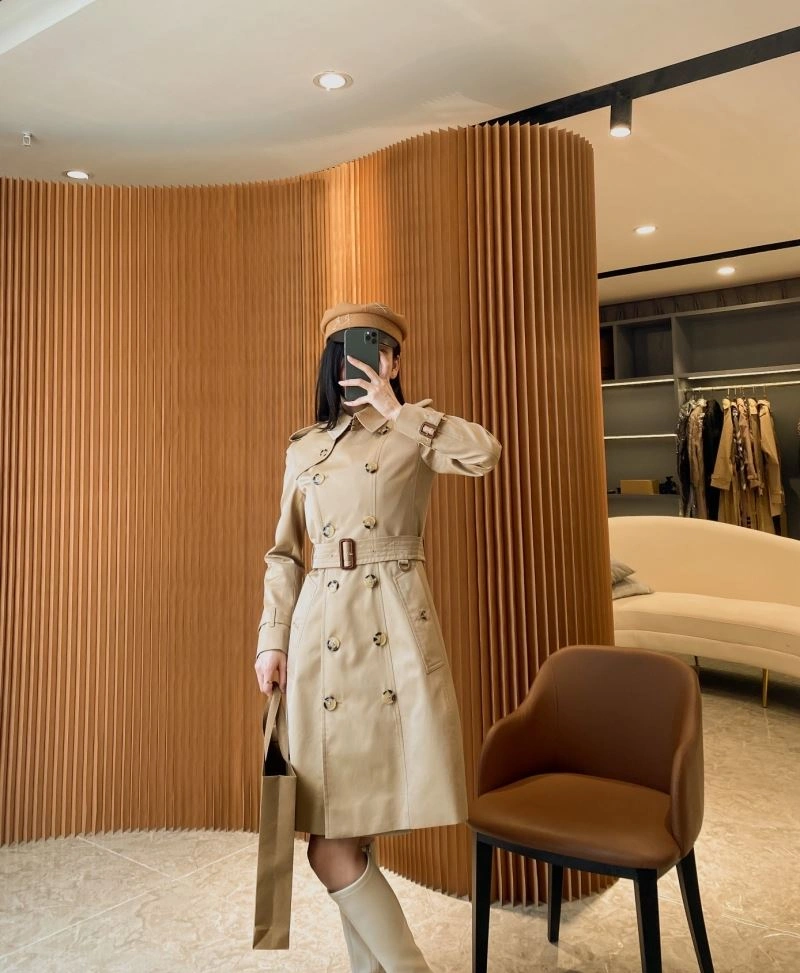 Original Burberry Outwear