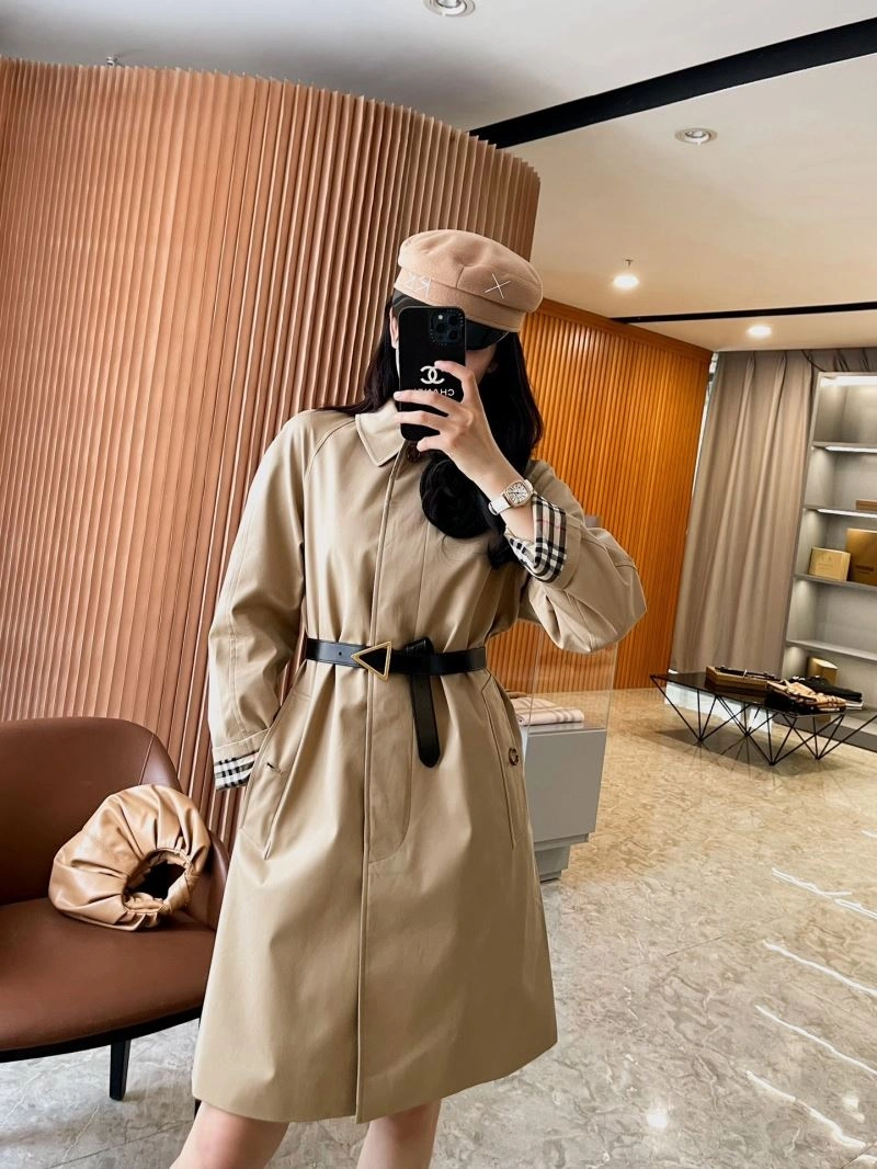 Inexpensive Burberry Outwear