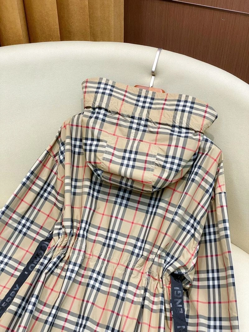 High accuracy Burberry Outwear