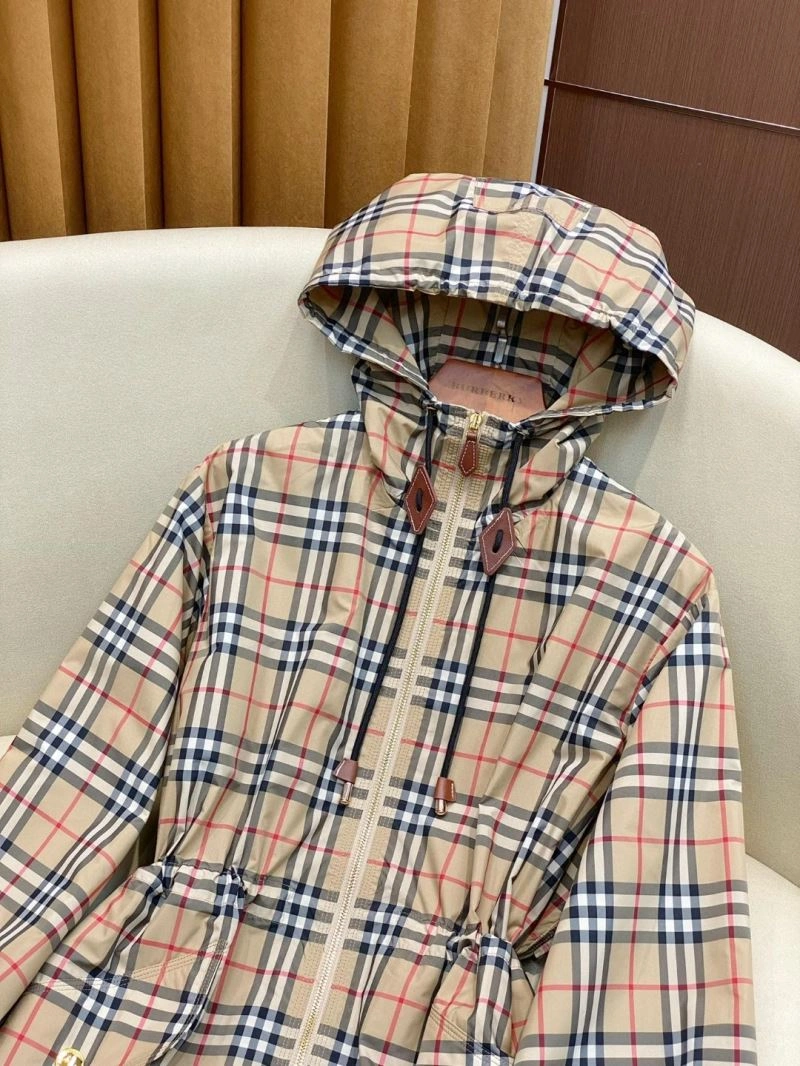Accurate model Burberry Outwear