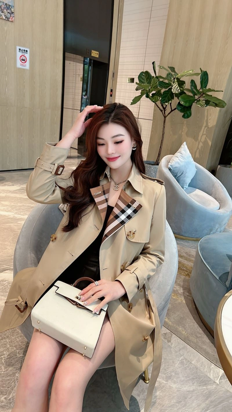 Burberry Outwear
