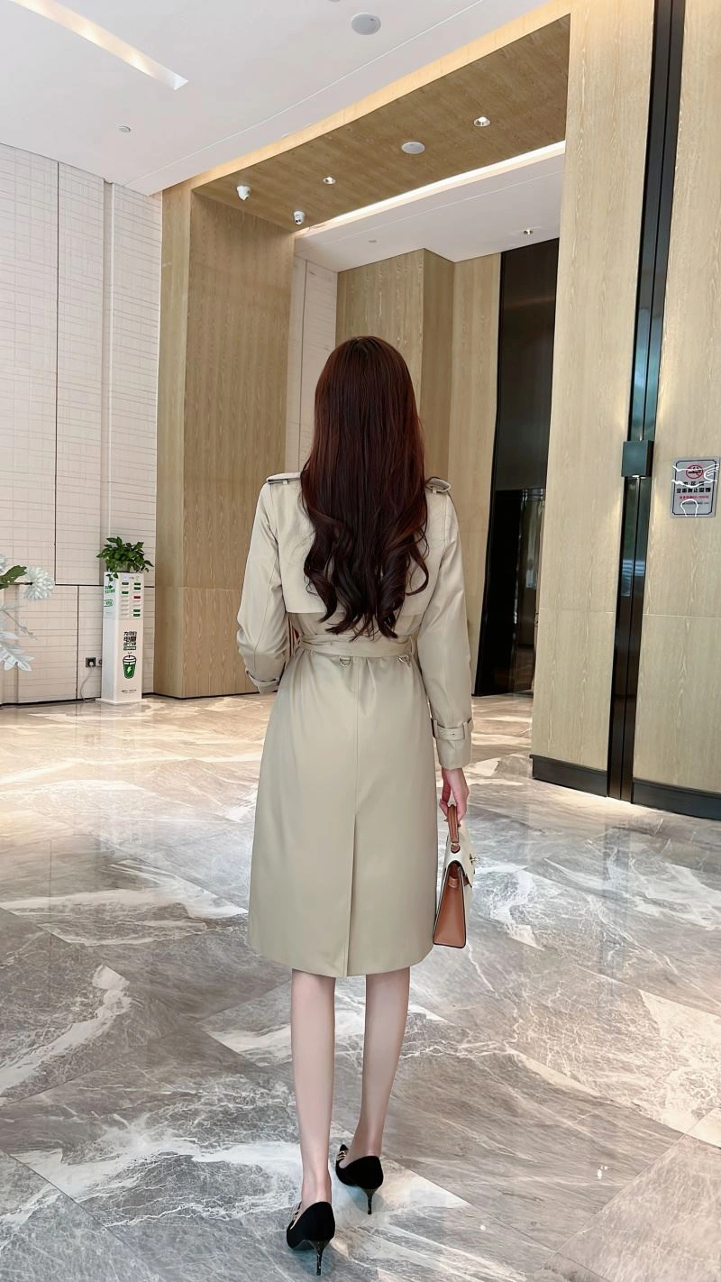 Inexpensive Burberry Outwear
