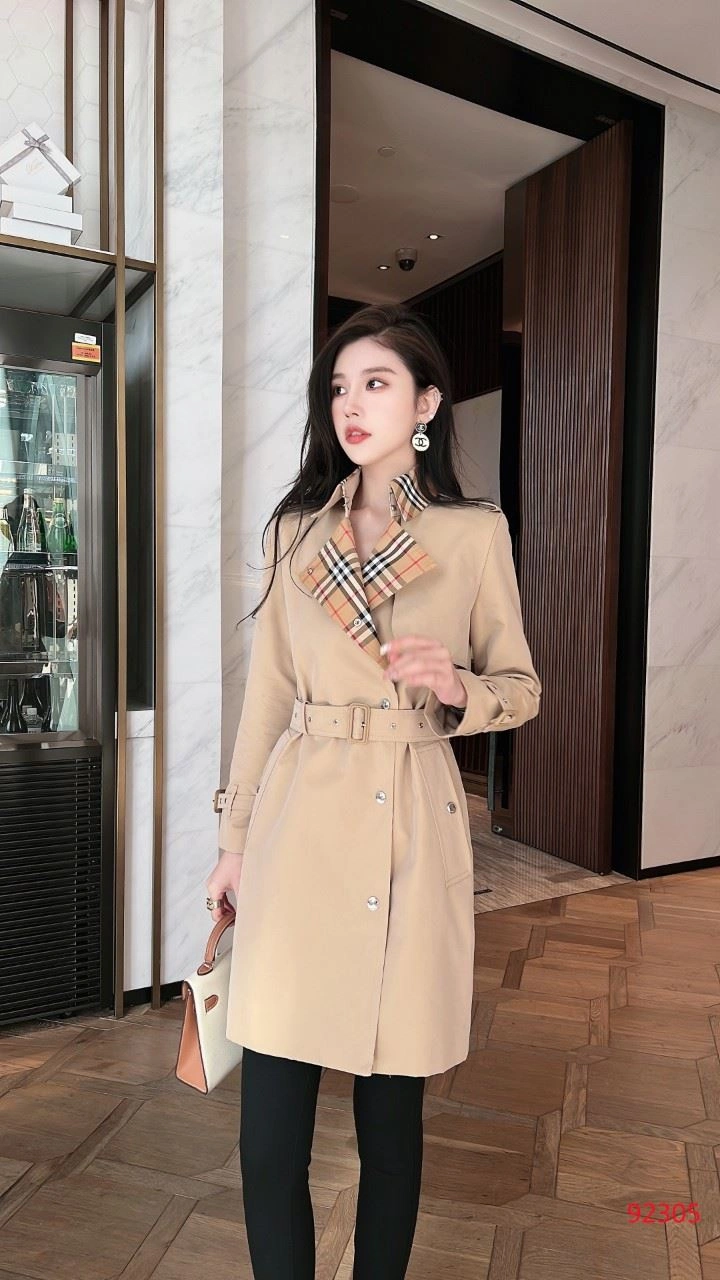 High accuracy Burberry Outwear