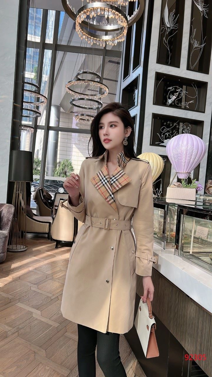High accuracy Burberry Outwear
