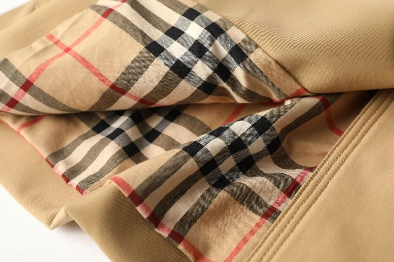 Factory-made Burberry Outwear