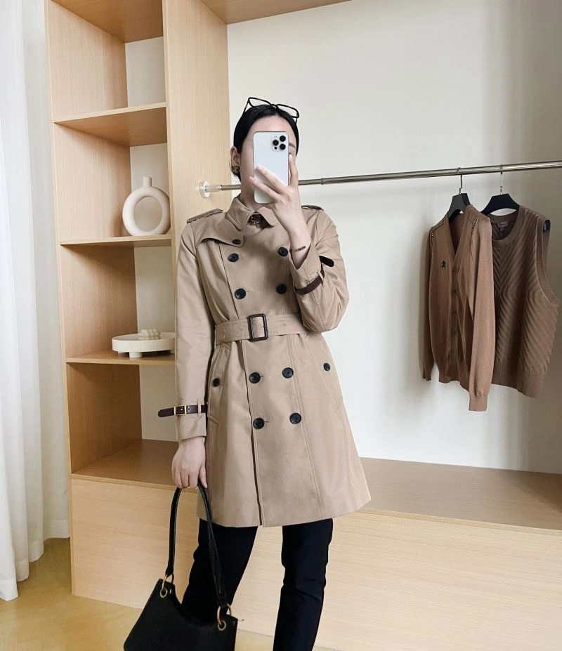 Legit Burberry Outwear