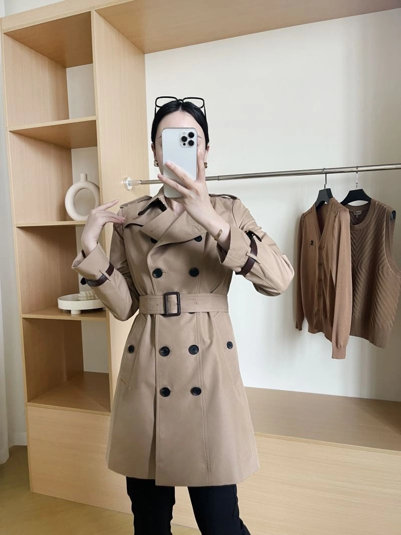 Legit Burberry Outwear