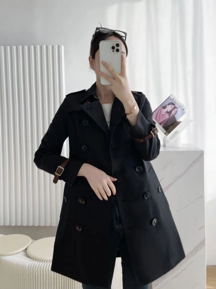 Inexpensive Burberry Outwear
