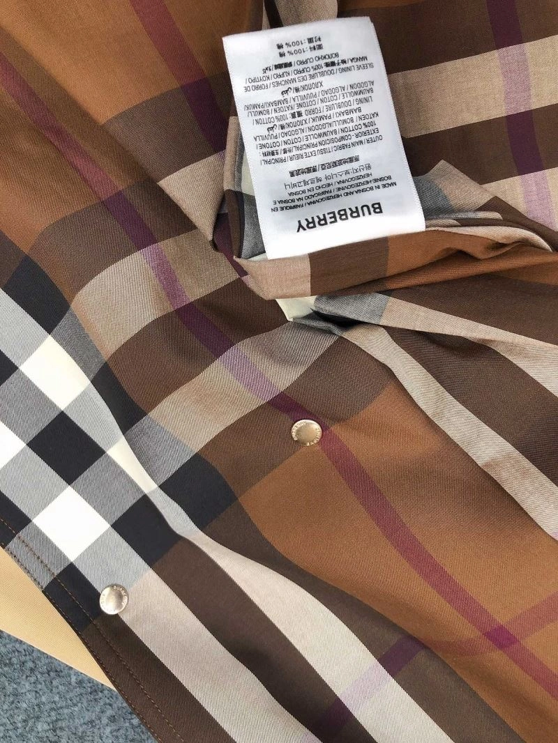 Factory-made Burberry Outwear