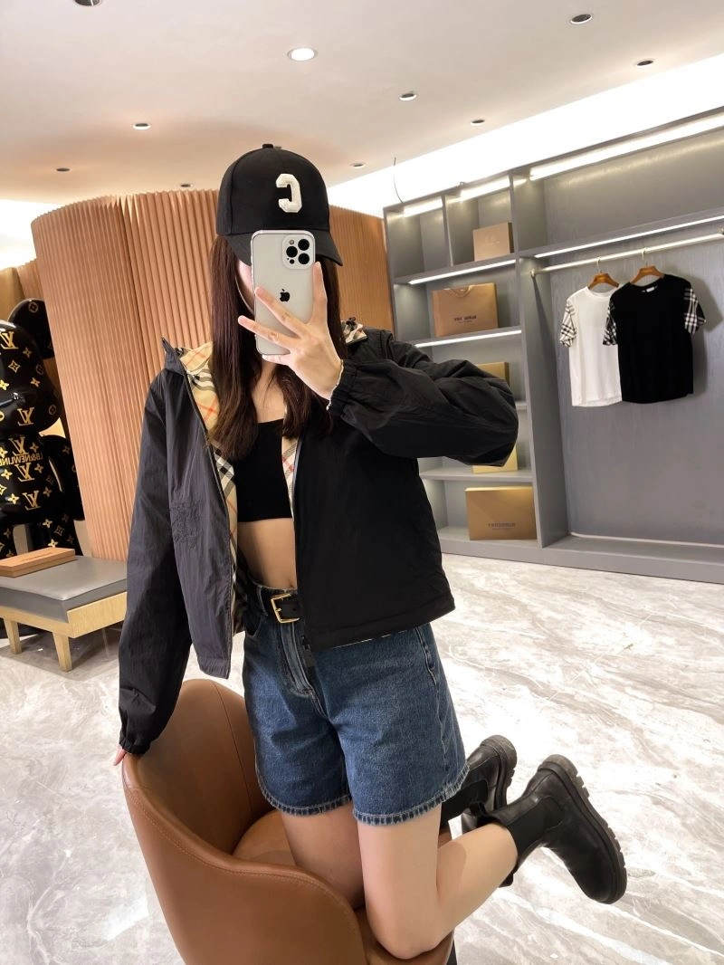 Top match Burberry Outwear