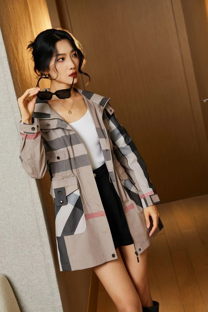 High accuracy Burberry Outwear