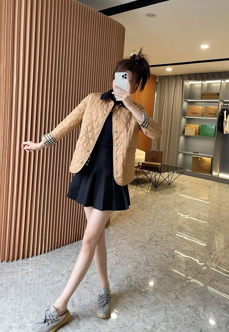 Brand-original Burberry Outwear