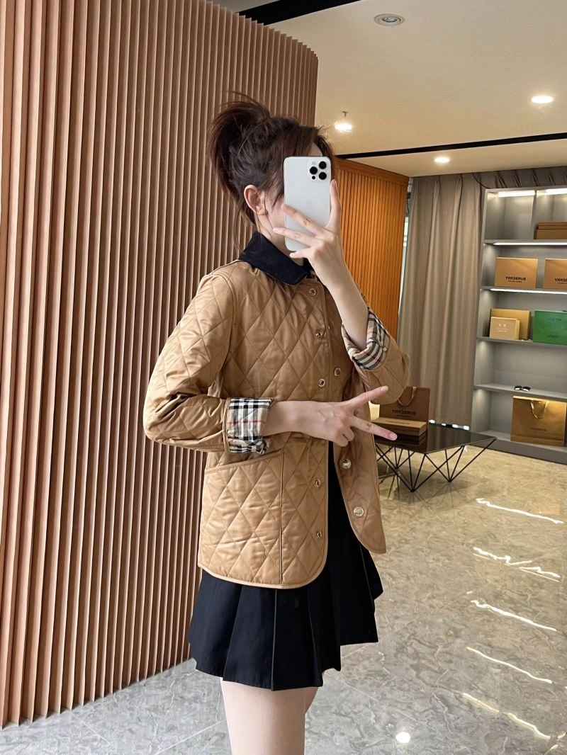 Brand-original Burberry Outwear