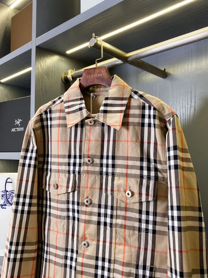Brand-original Burberry Outwear