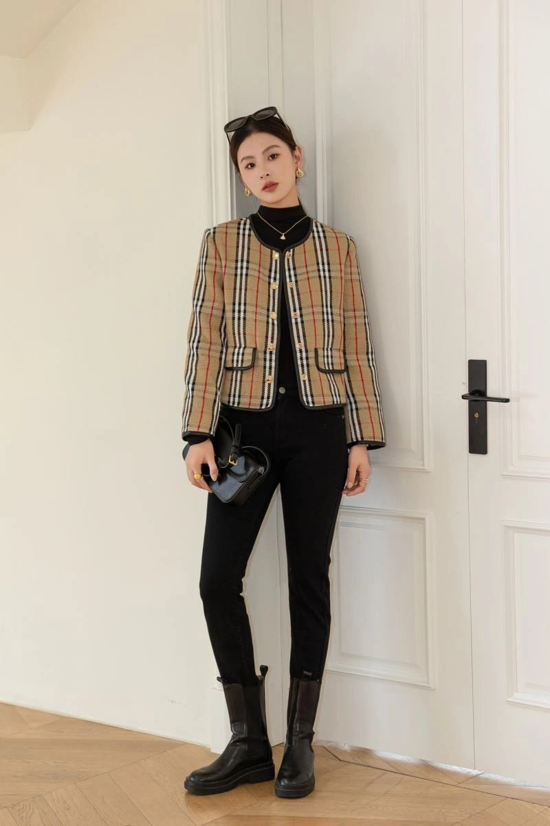 Accurate model Burberry Outwear