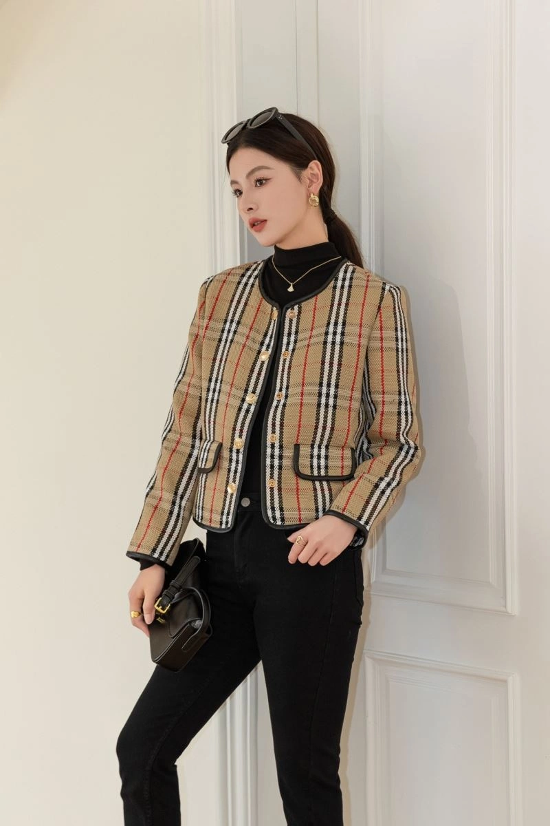 Accurate model Burberry Outwear