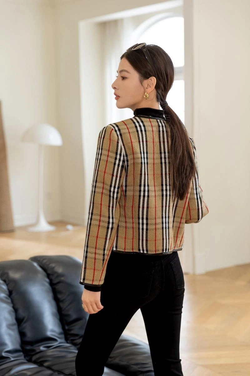 Accurate model Burberry Outwear