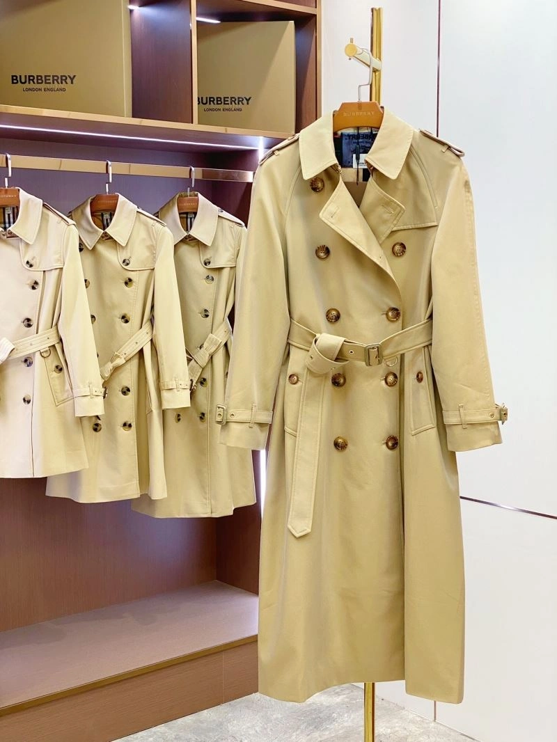 Legit Burberry Outwear