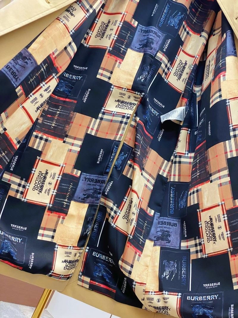 Legit Burberry Outwear