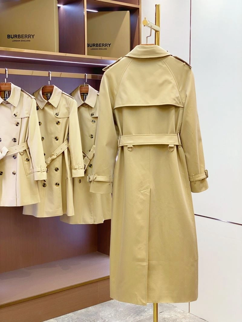 Legit Burberry Outwear