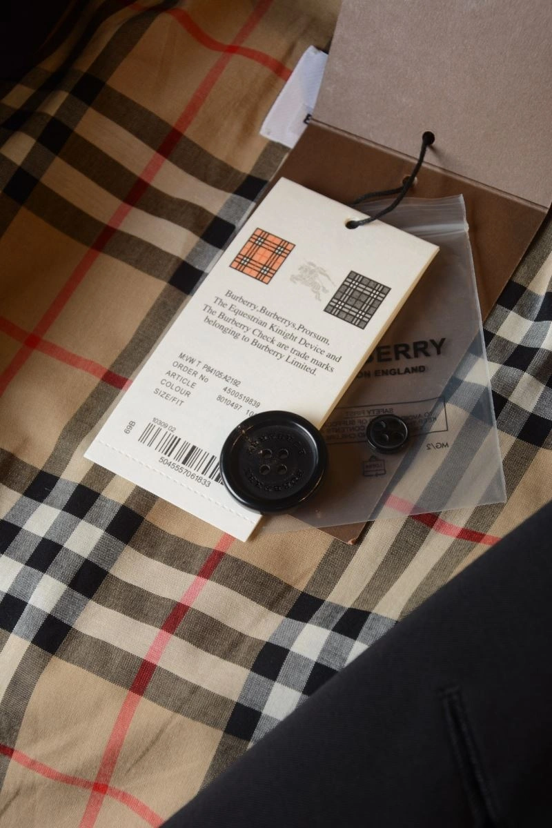 Legit Burberry Outwear