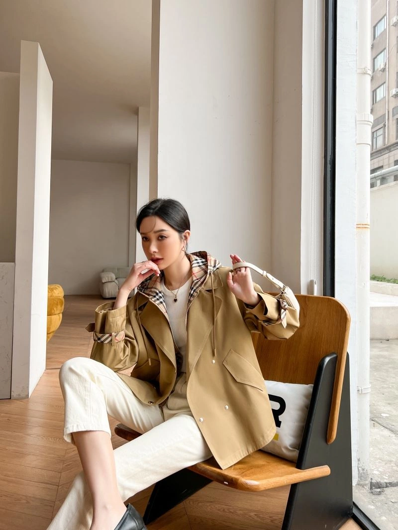 Original Burberry Outwear