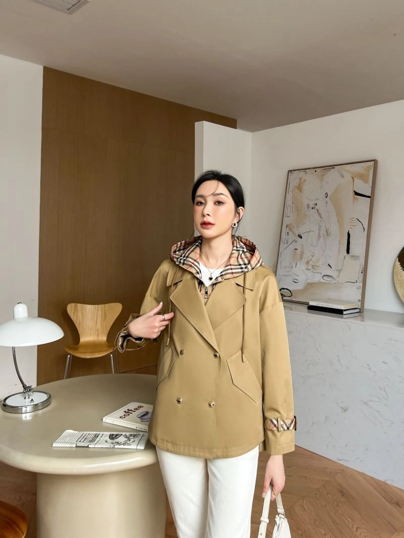 Original Burberry Outwear