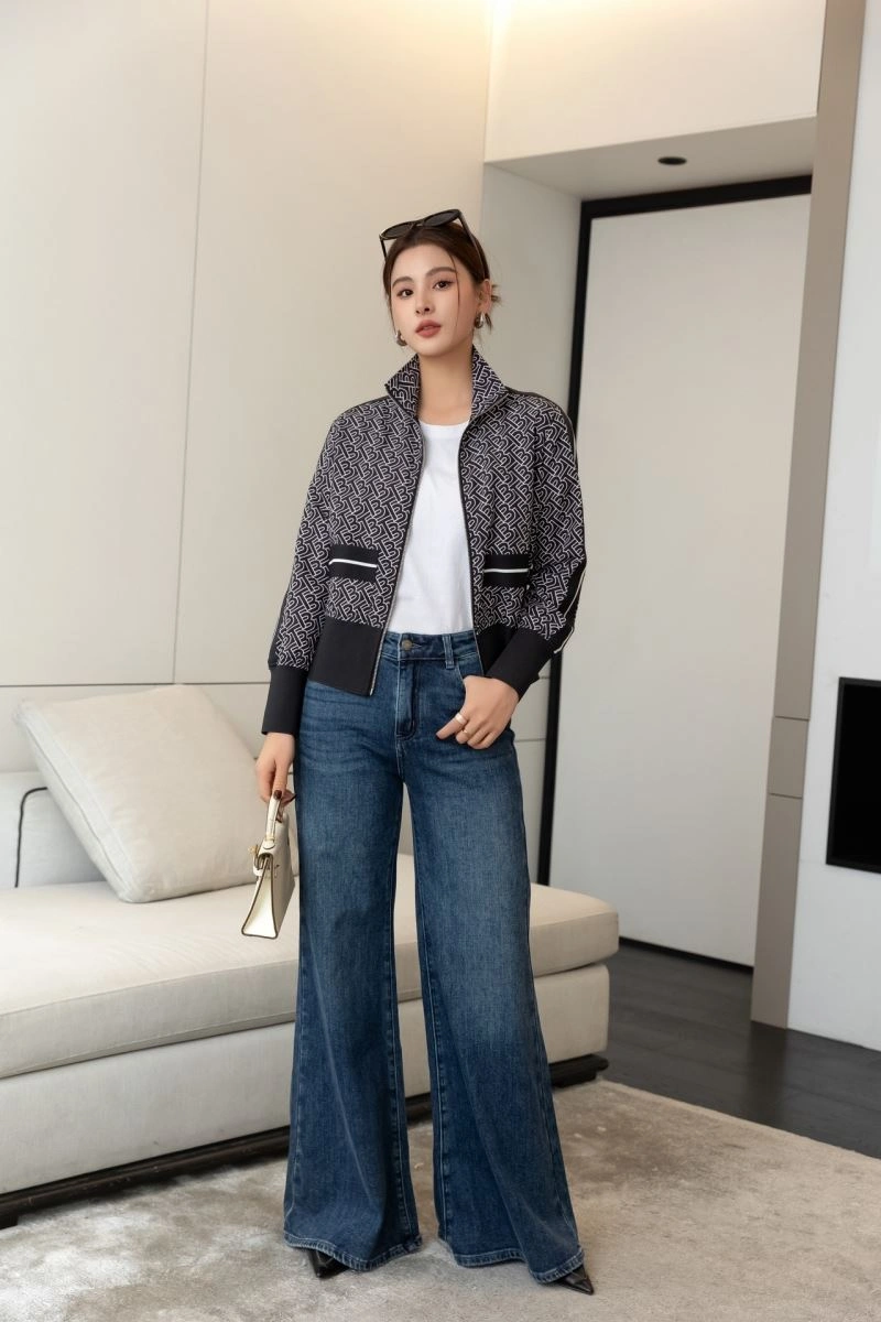 Burberry Outwear