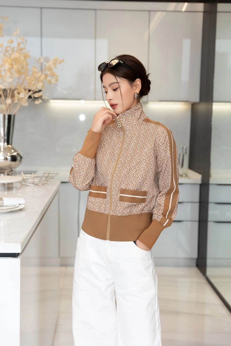 Indistinguishable Burberry Outwear