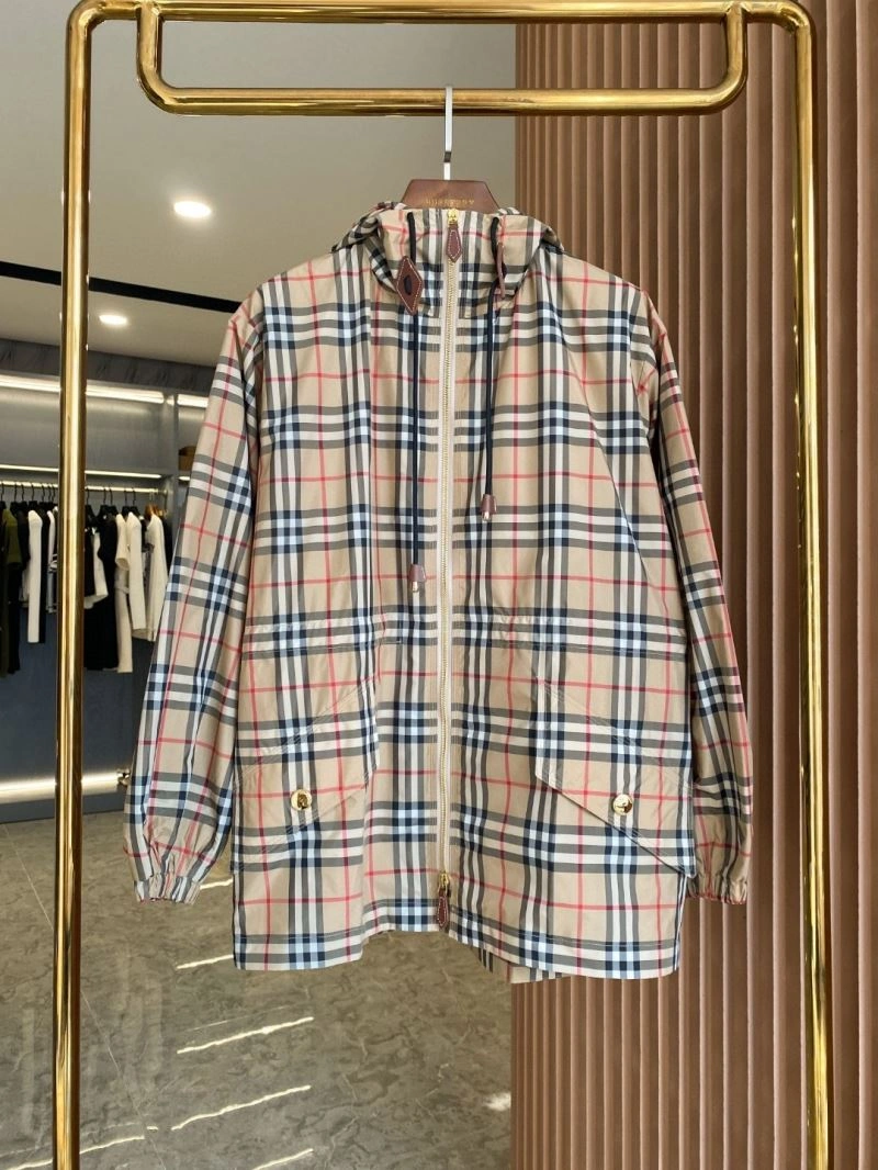 Inexpensive Burberry Outwear