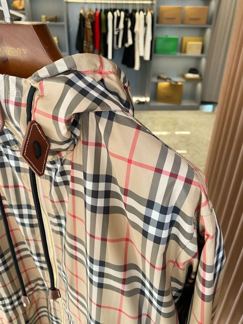 Inexpensive Burberry Outwear