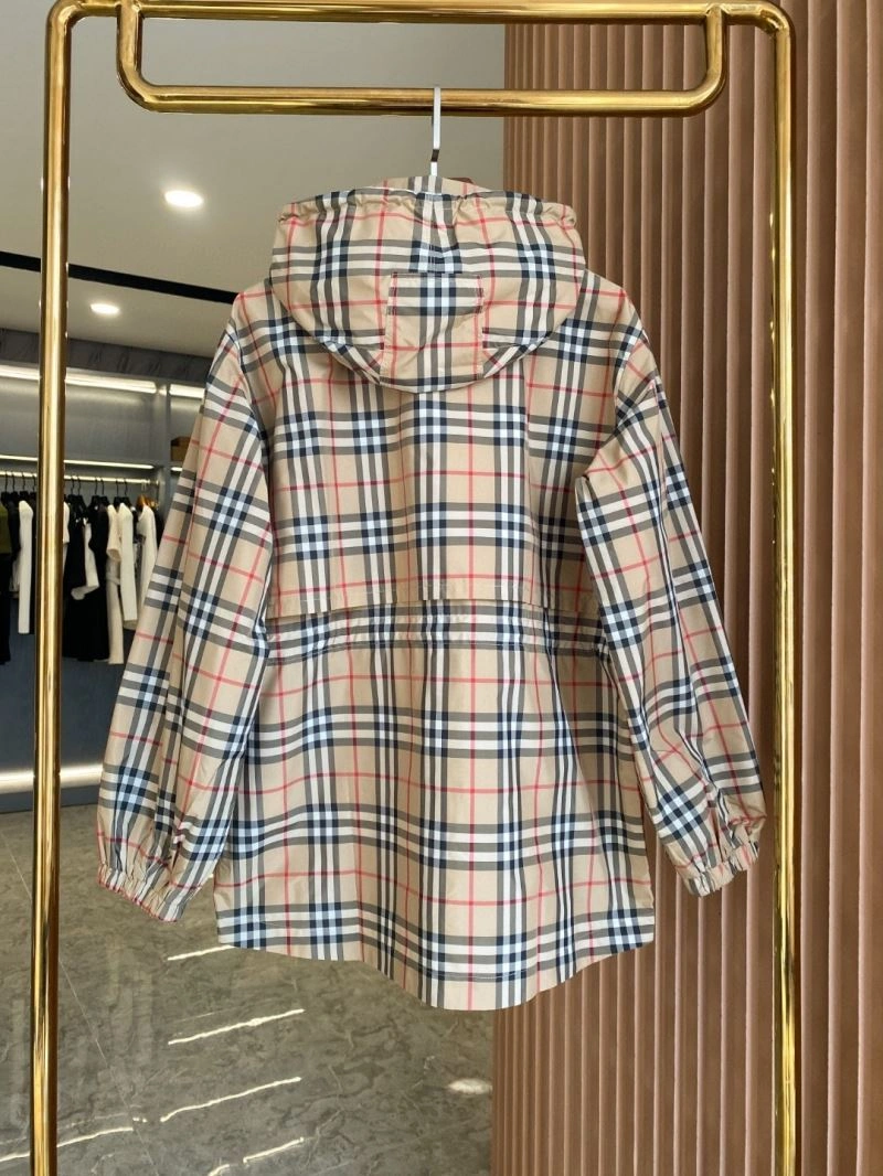 Inexpensive Burberry Outwear