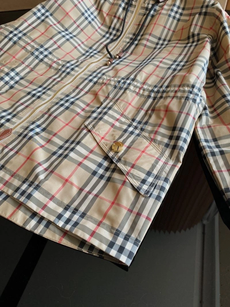 Economical Burberry Outwear