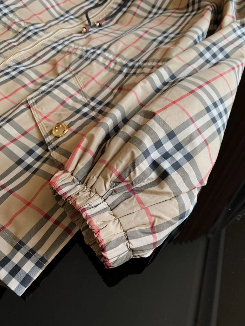 Economical Burberry Outwear