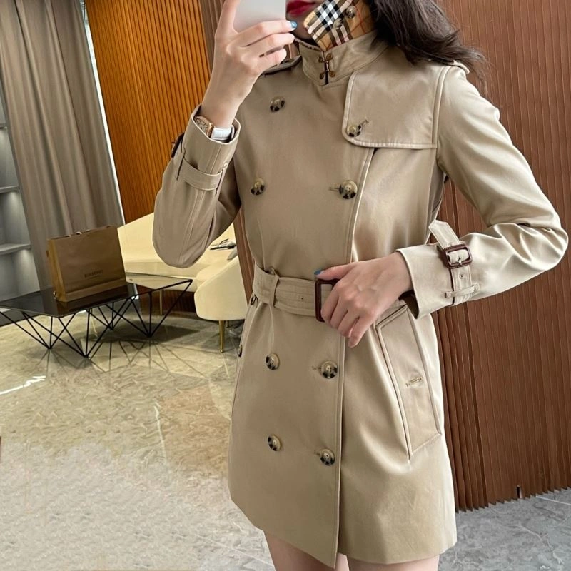 Accurate model Burberry Outwear