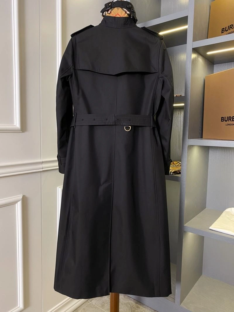Legit Burberry Outwear