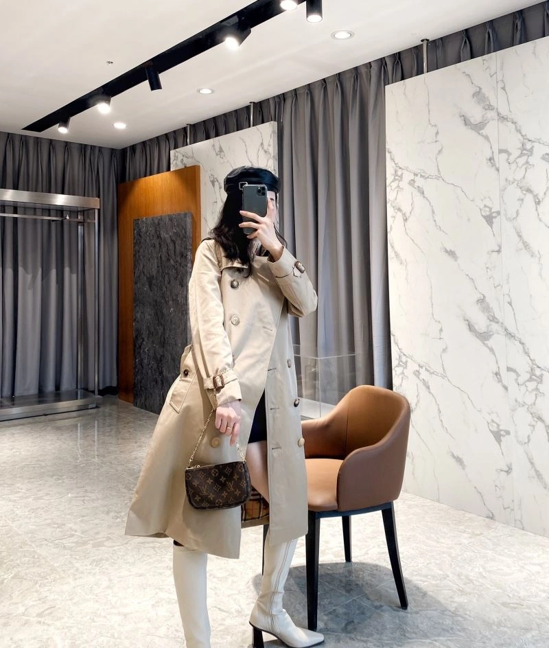 Precise copy Burberry Outwear