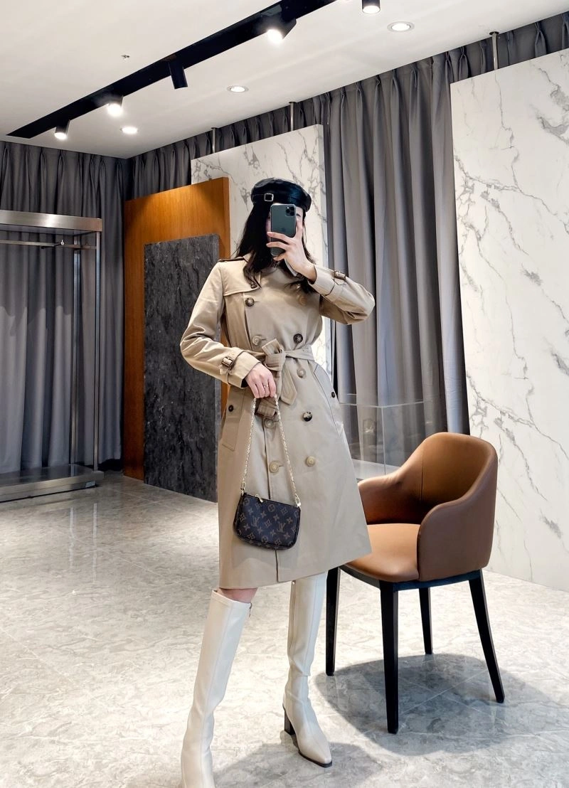 Precise copy Burberry Outwear