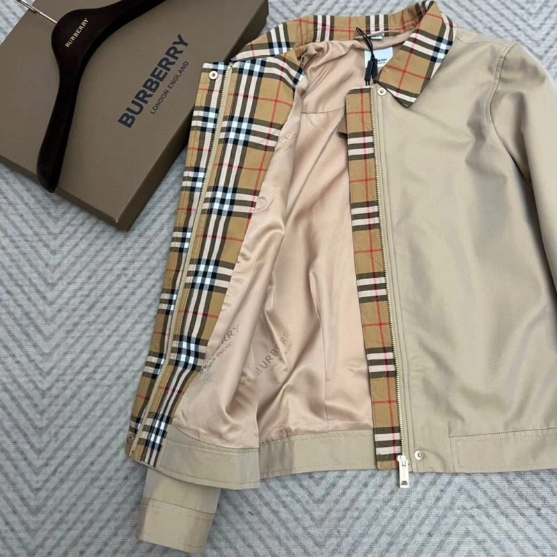 High fidelity Burberry Outwear
