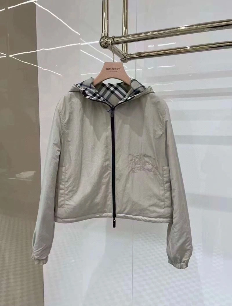 Official Burberry Outwear