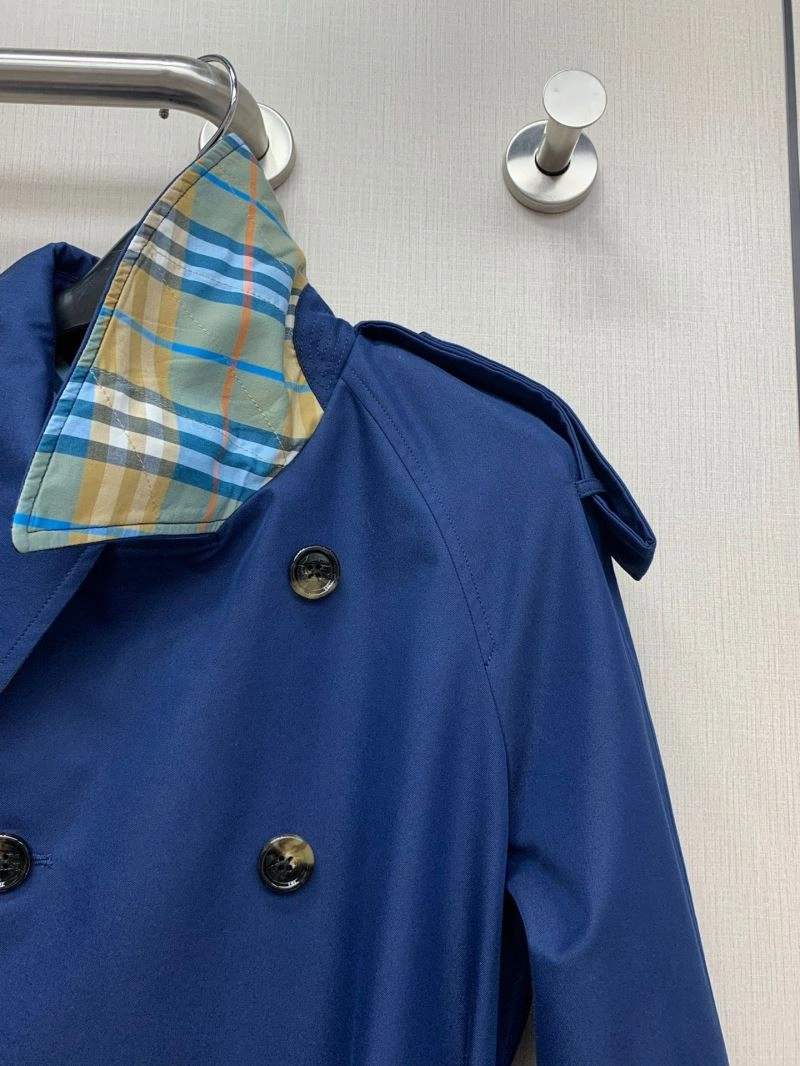 Bargain Burberry Outwear