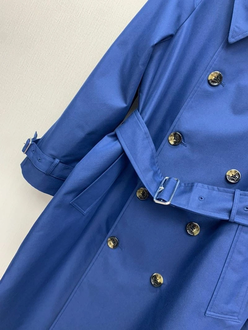 Bargain Burberry Outwear