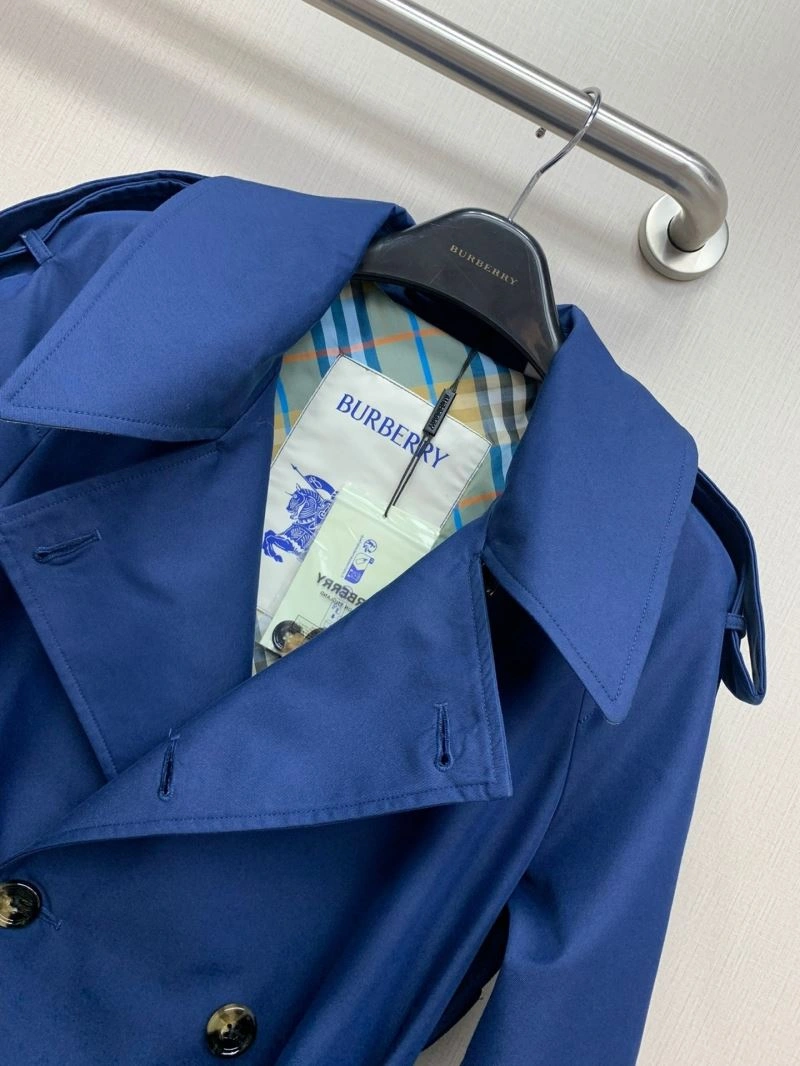 Bargain Burberry Outwear