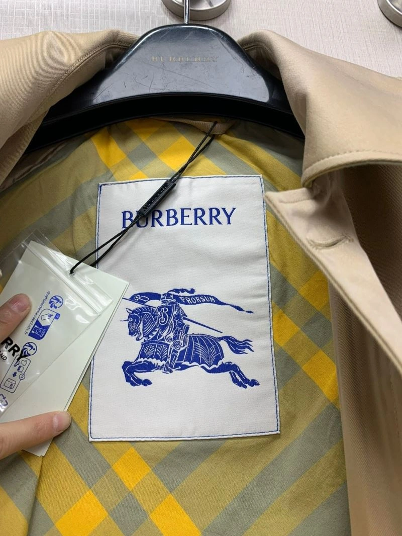 Bargain Burberry Outwear