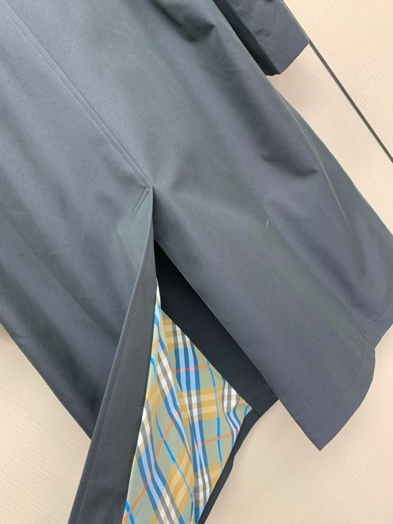 Discounted Burberry Outwear