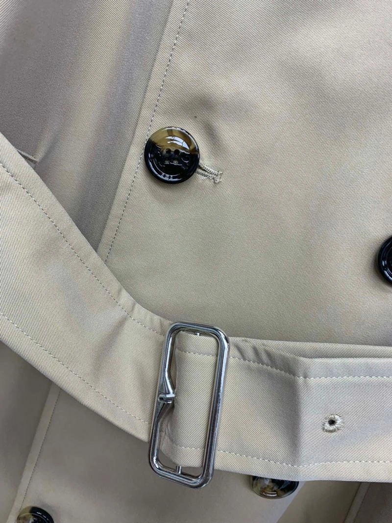 Discounted Burberry Outwear